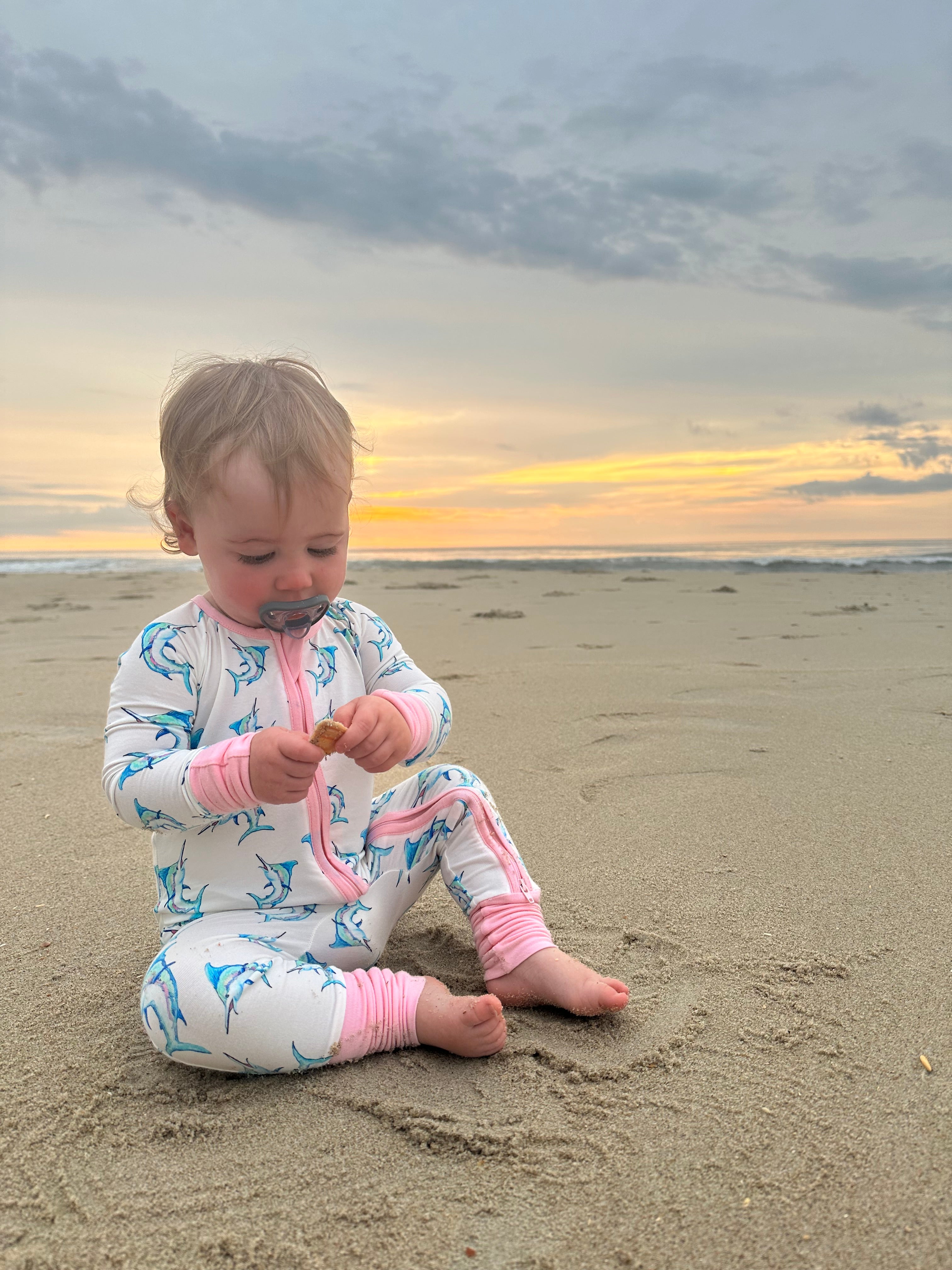 Pajamas – Hey Sis